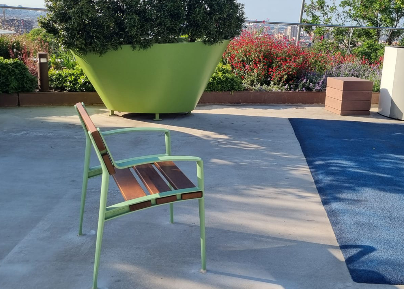 Manufacturer of street lighting, urban furniture anb mobility | Siuron